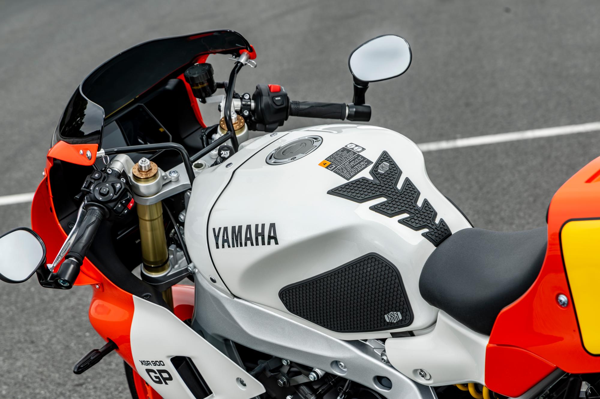 XSR-style Tank Pad - Accessories - Yamaha Motor