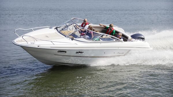 Day Cruiser boats - Yamaha Motor