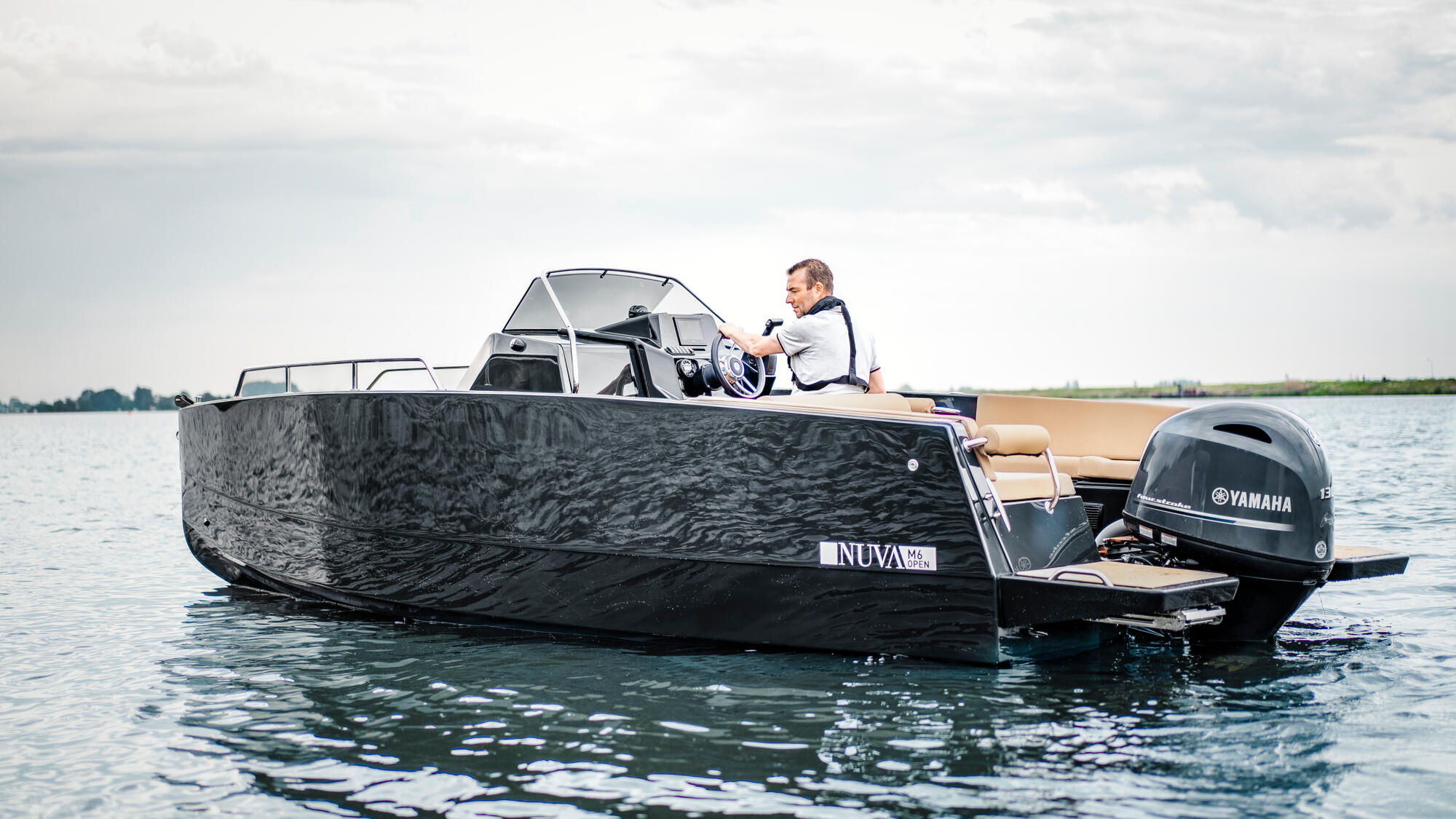 Nuva M6 Open - Boten - Yamaha Motor