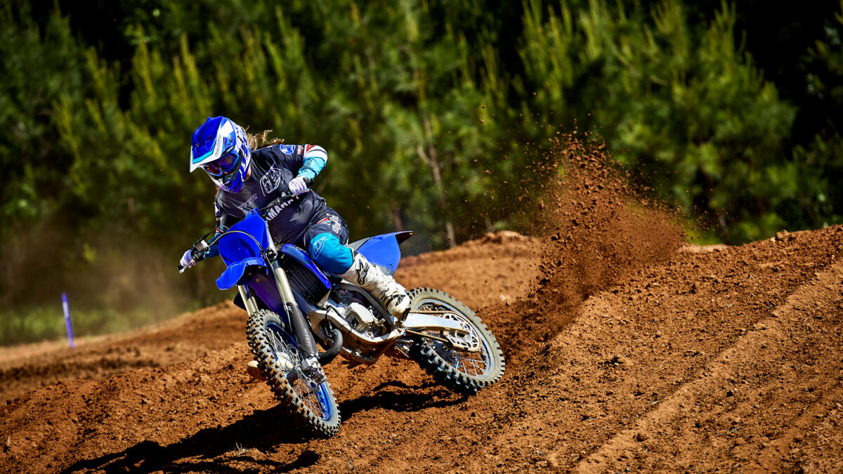YAMAHA YZ125 - Motokomplex