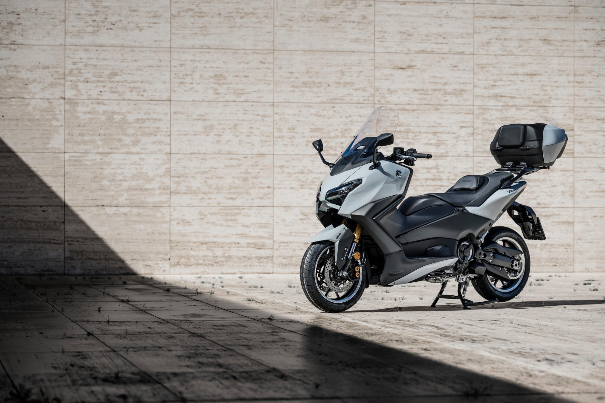 TMAX Tech MAX - Scooters - Yamaha Motor