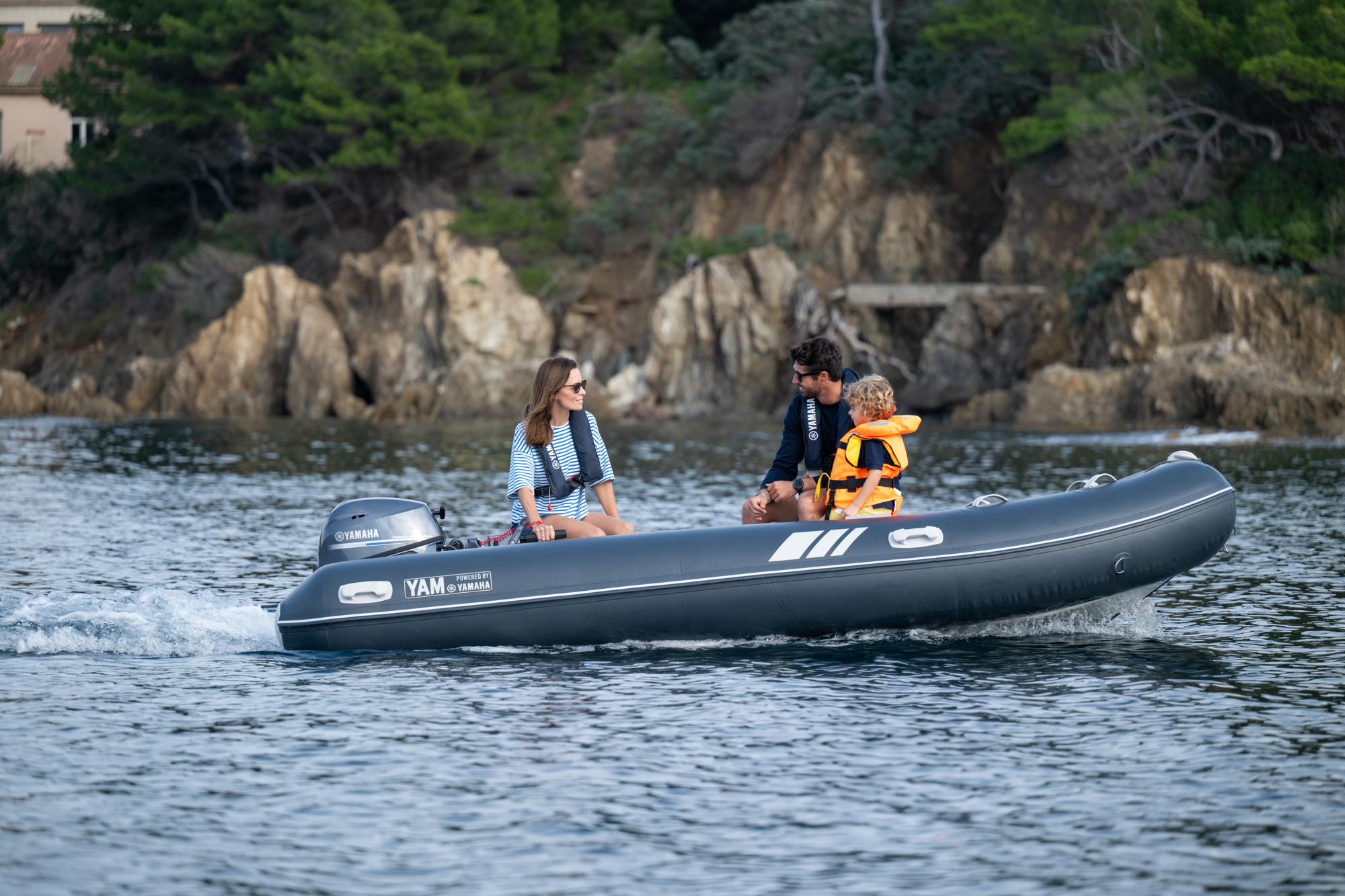 Ponton Yamaha YAM 420 S (z aluminiową podłogą) 2025 MarineLab