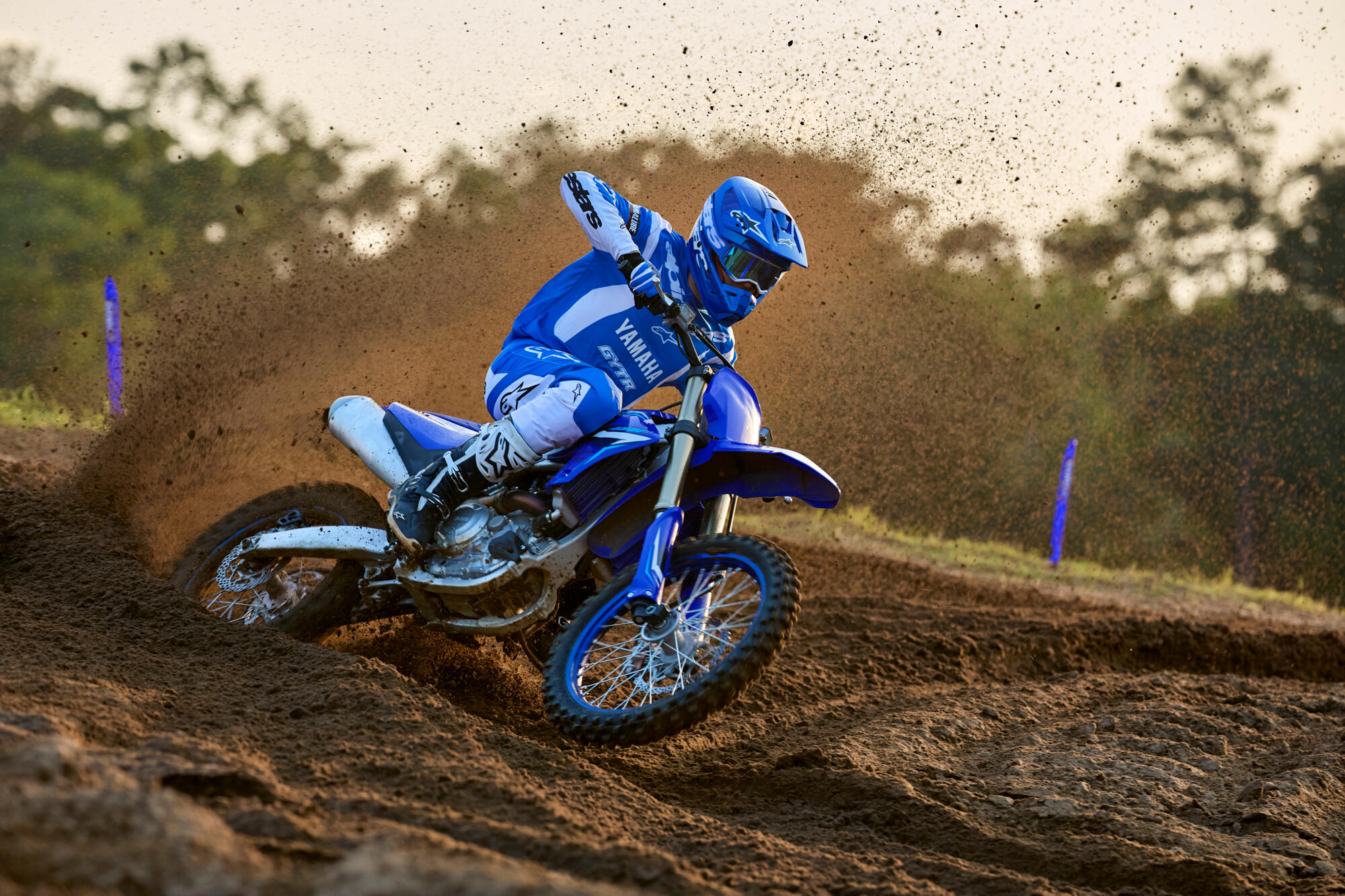 YZ450F - Motos - Yamaha Motor
